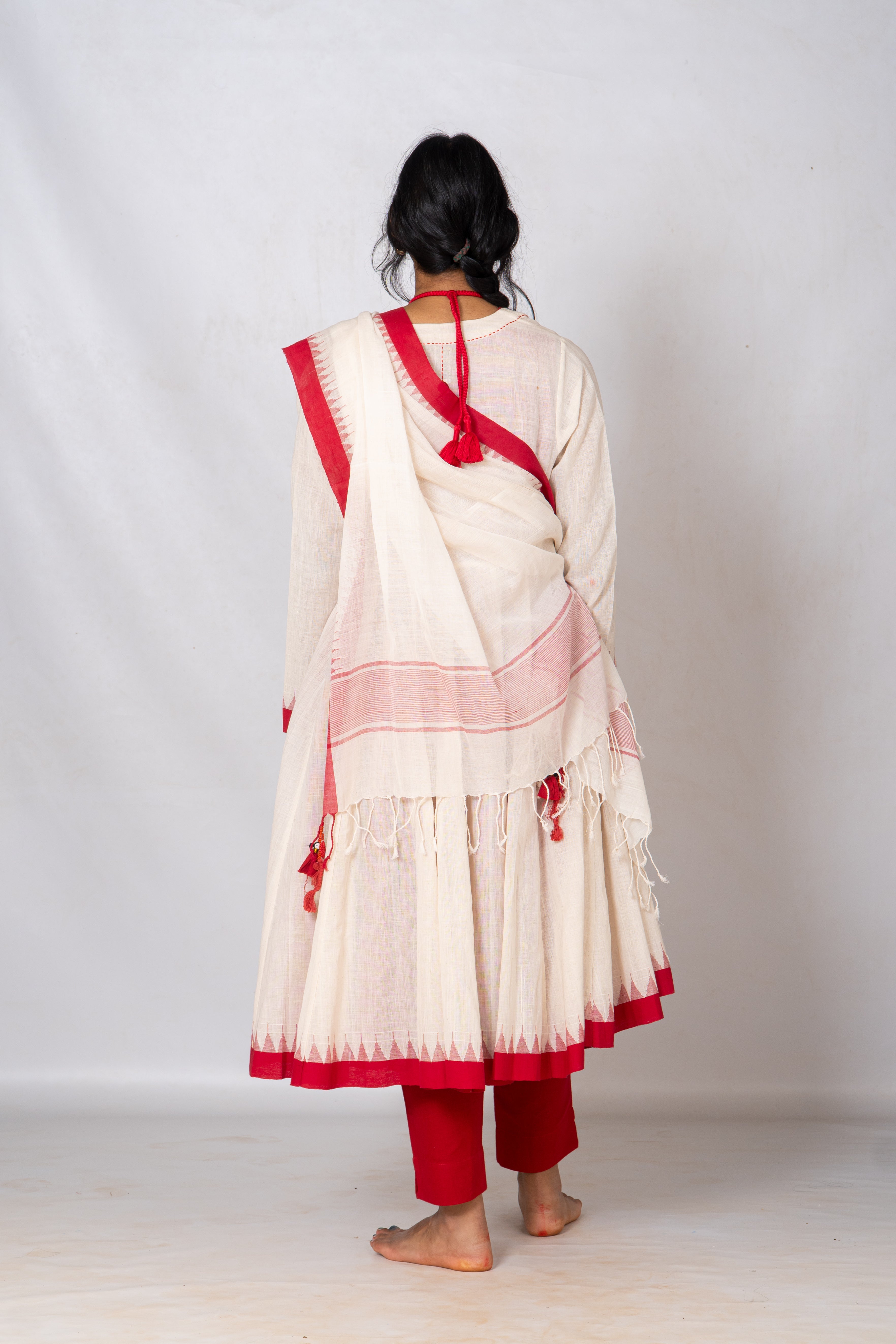 Set of 4-Red, Kora khadi Temple border Festive ensemble – Upasana ...