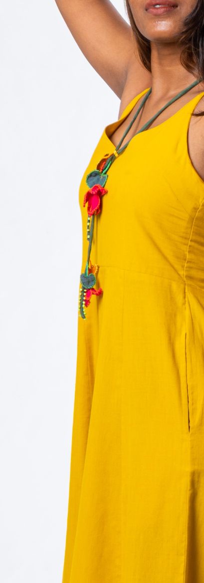 Vapih Neckpiece – Upasana Design Studio