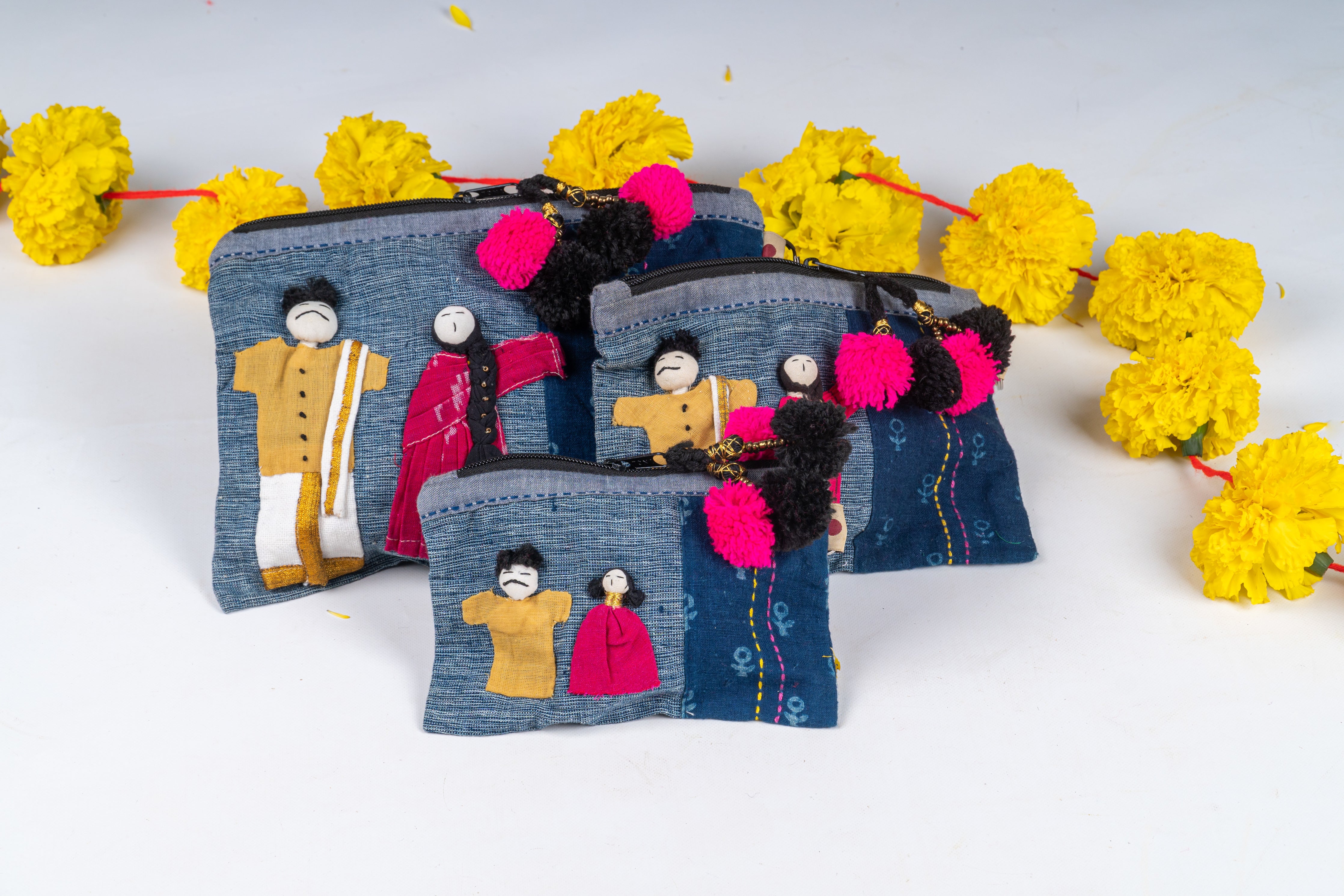 Utsav Pouch – Upasana Design Studio