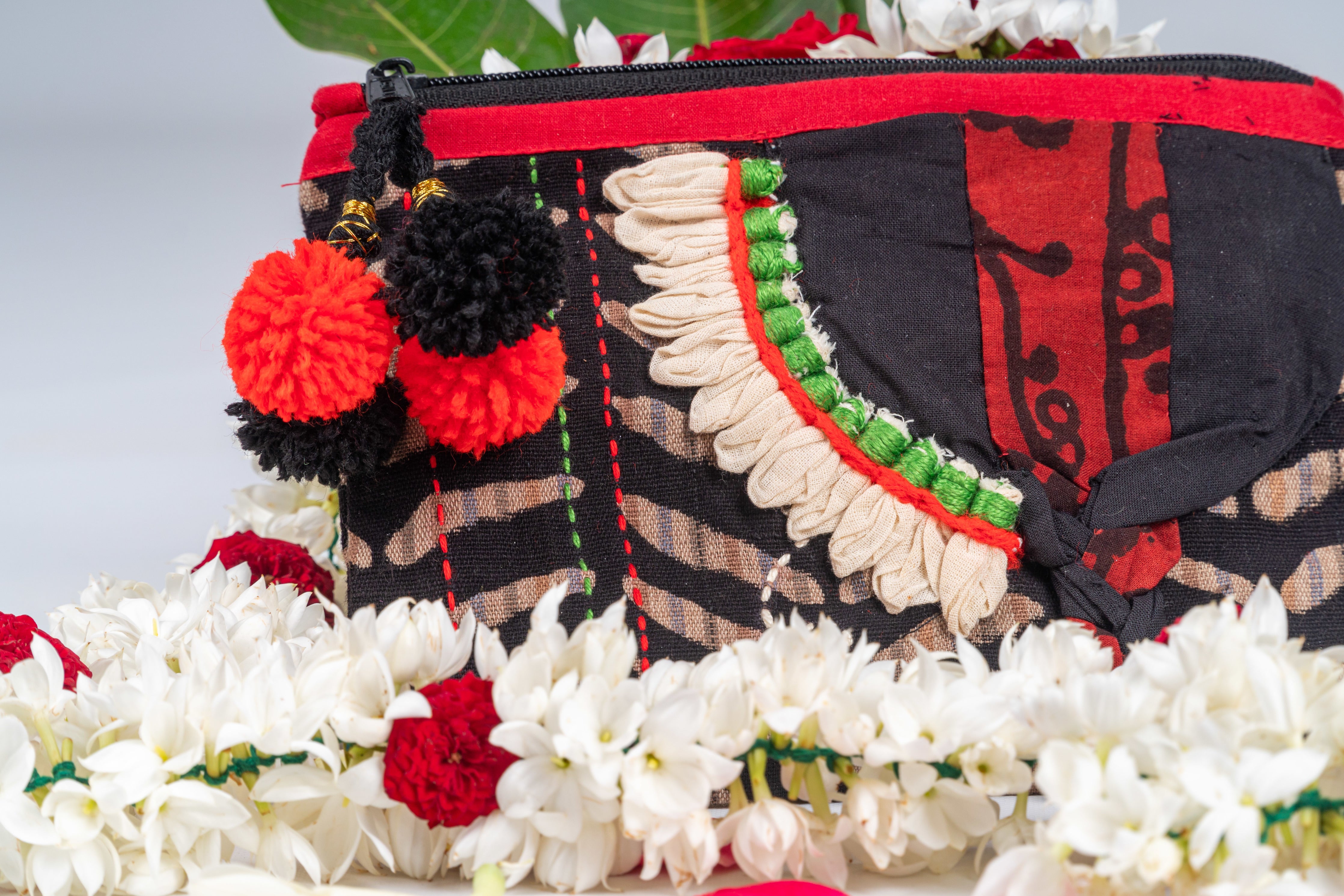 Mallipoo Pouch (Medium) – Upasana Design Studio